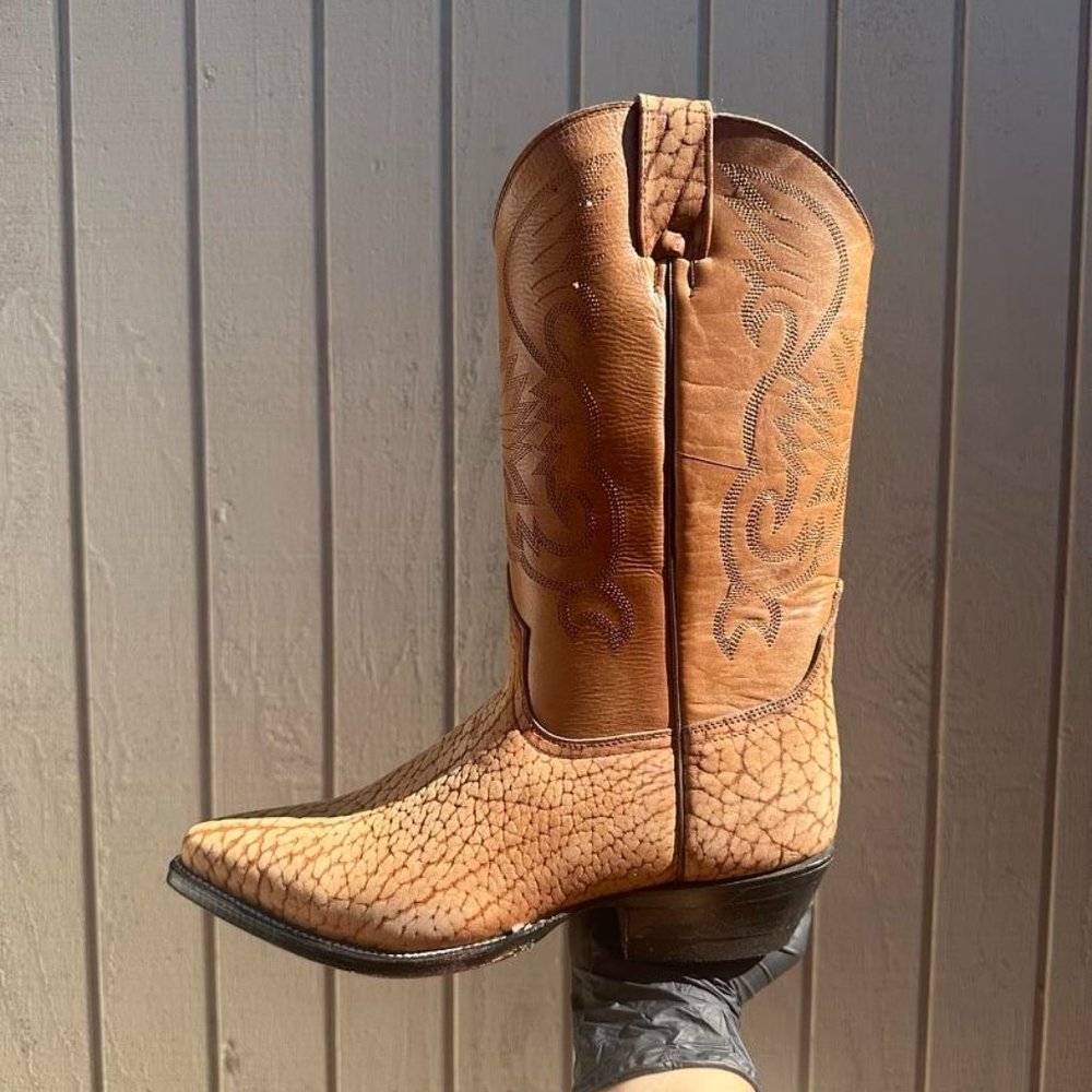 #74 Bull Neck Design Western Boot - Galope Boots - Gem